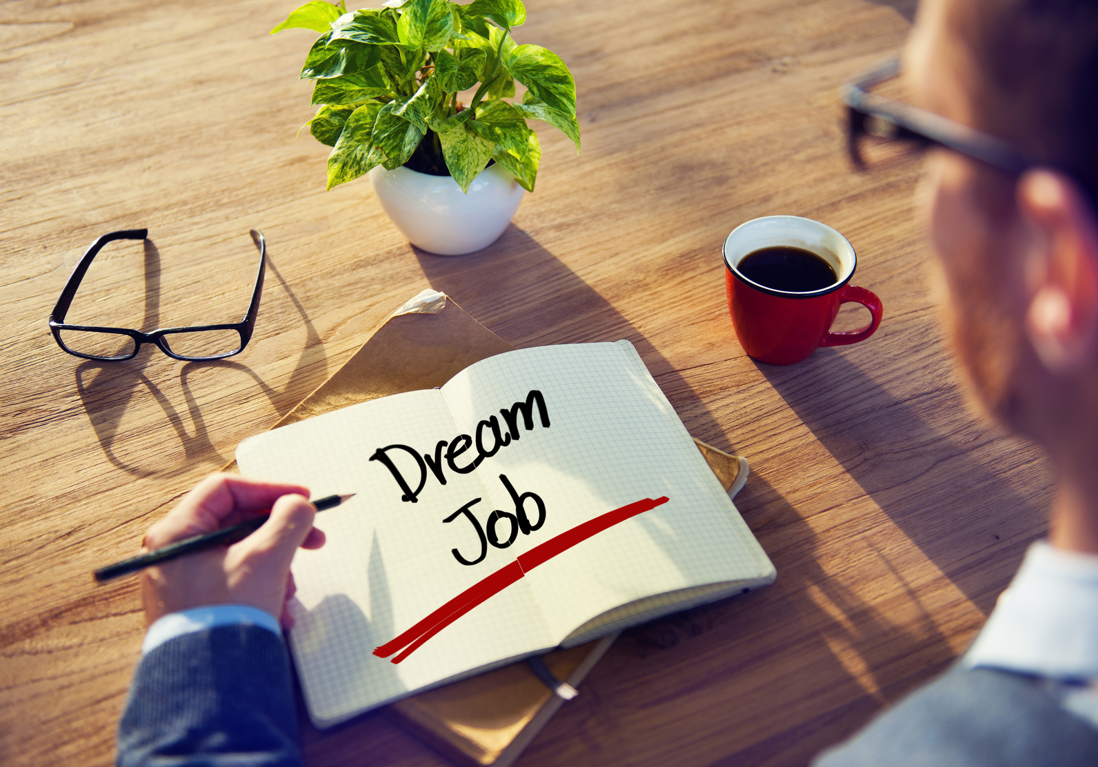 What to Do Before Moving Away for a Job | AgesLaw.com